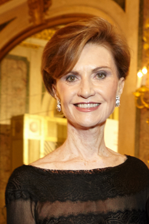 Peg Breen, President of The New York Landmarks Conservancy, to Receive ... Peg Breen, President of The New York Landmarks Conservancy, to Receive ...